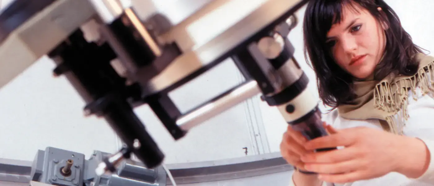 does astronomy require physics